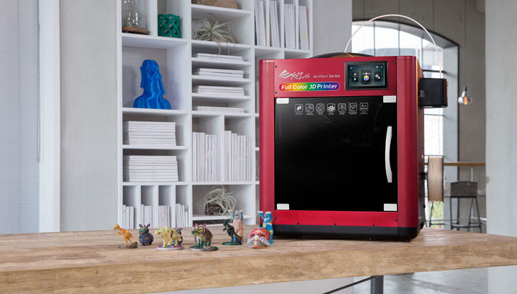 XYZprinting sort une imprimante 3D couleur à jet d'encre